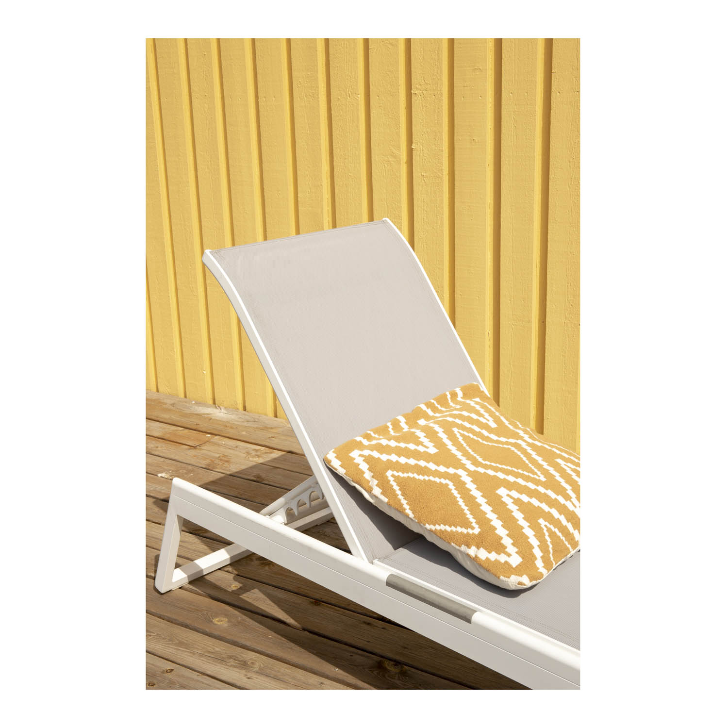 VENTURE DESIGN Parma udendørs liggestol - grå stof og hvid aluminium ...