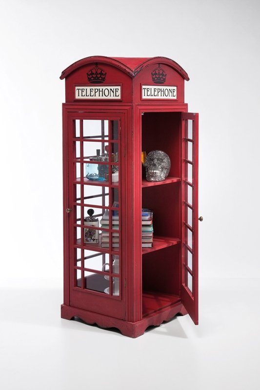 London telefonboks - Vitrineskab i rød telefonboks design.